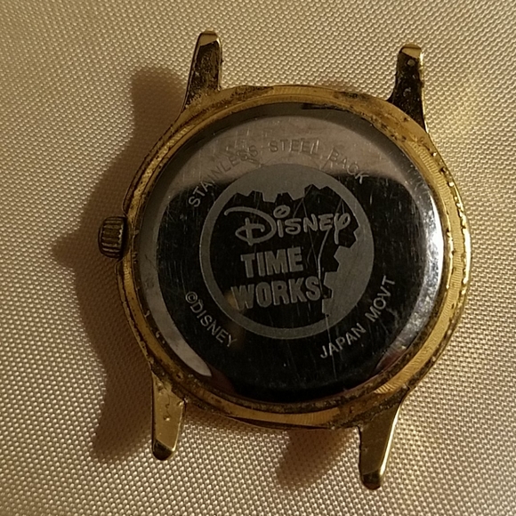 Disney | Accessories | Disney Timeworks Vintage Pooh And Piglet Watch ...